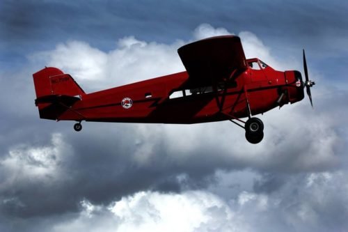 Best Cameras for Aircraft Photography - Alaskafoto